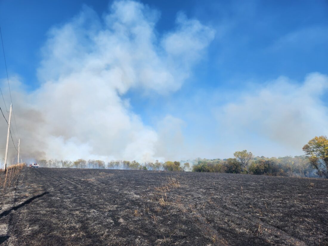 Emergency crews battling grass fire in rural Douglas County | News ...